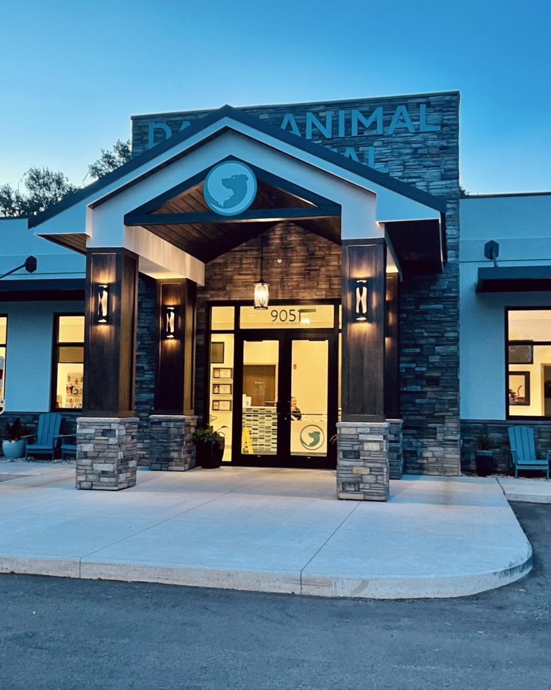 Davis Animal Hospital - Veterinarian Pensacola