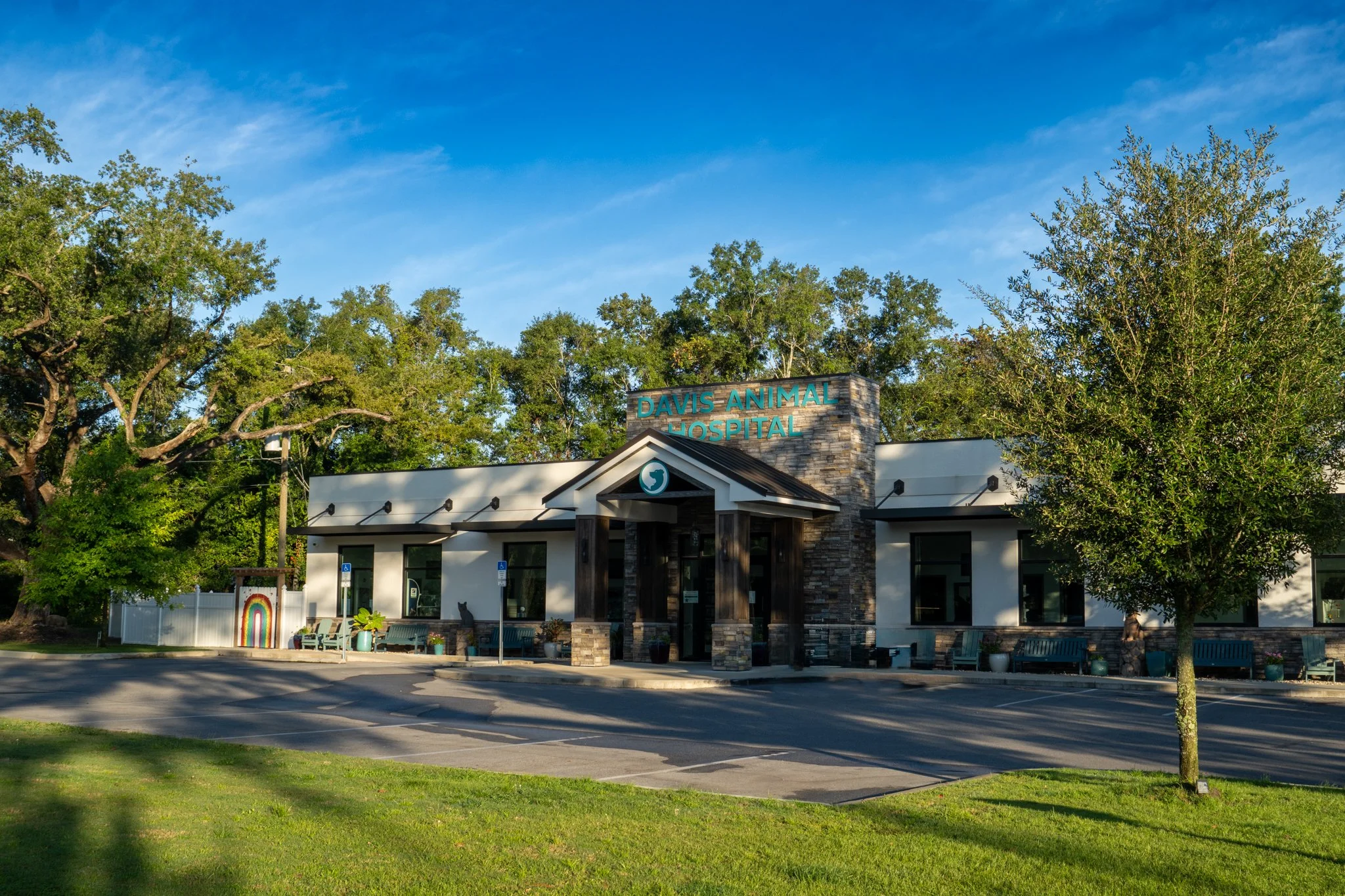 Davis Animal Hospital - Veterinarian Pensacola