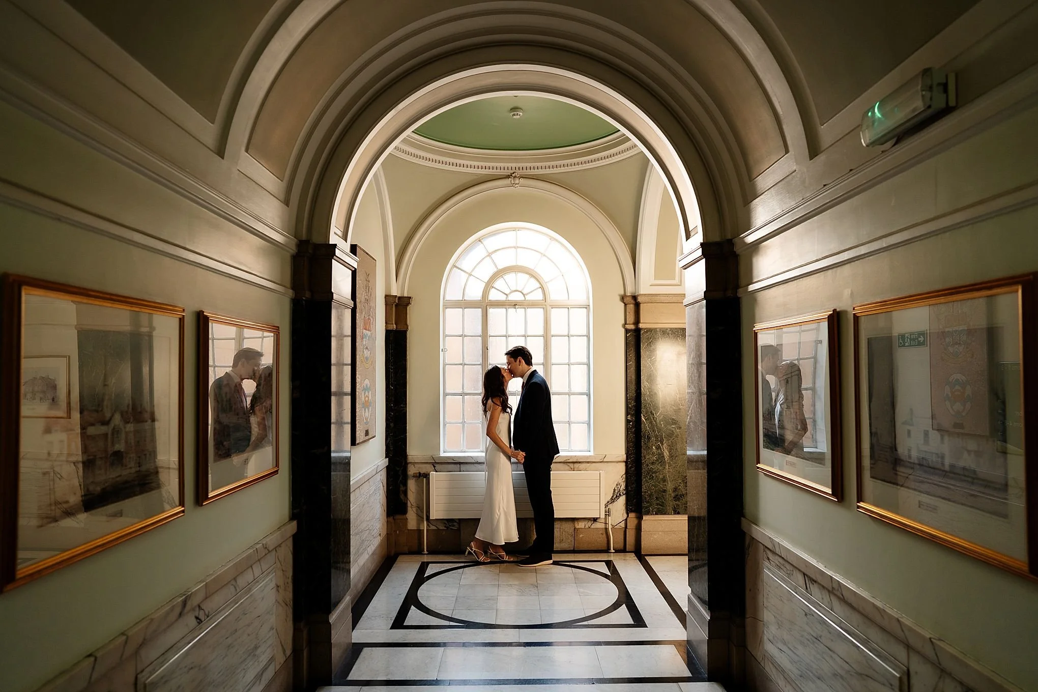 An intimate wedding in the Mayor's Parlour at Islington Town Hall ...