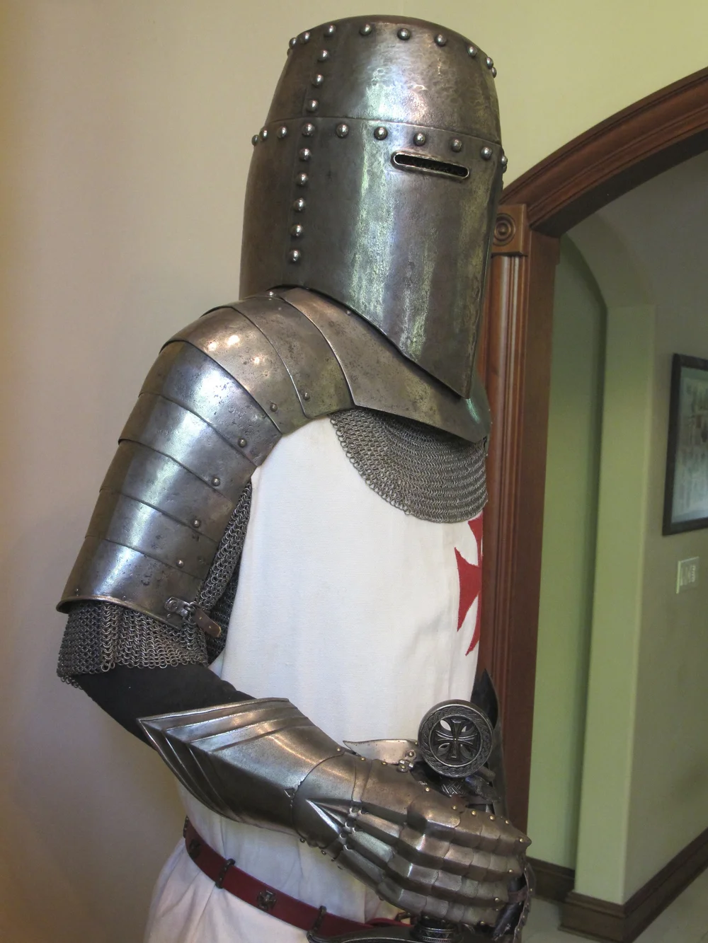 Crusader Knight Armor Museum