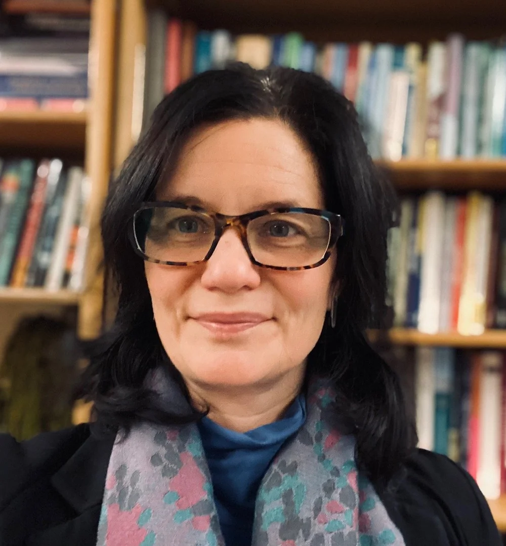 about — Laura Zanotti