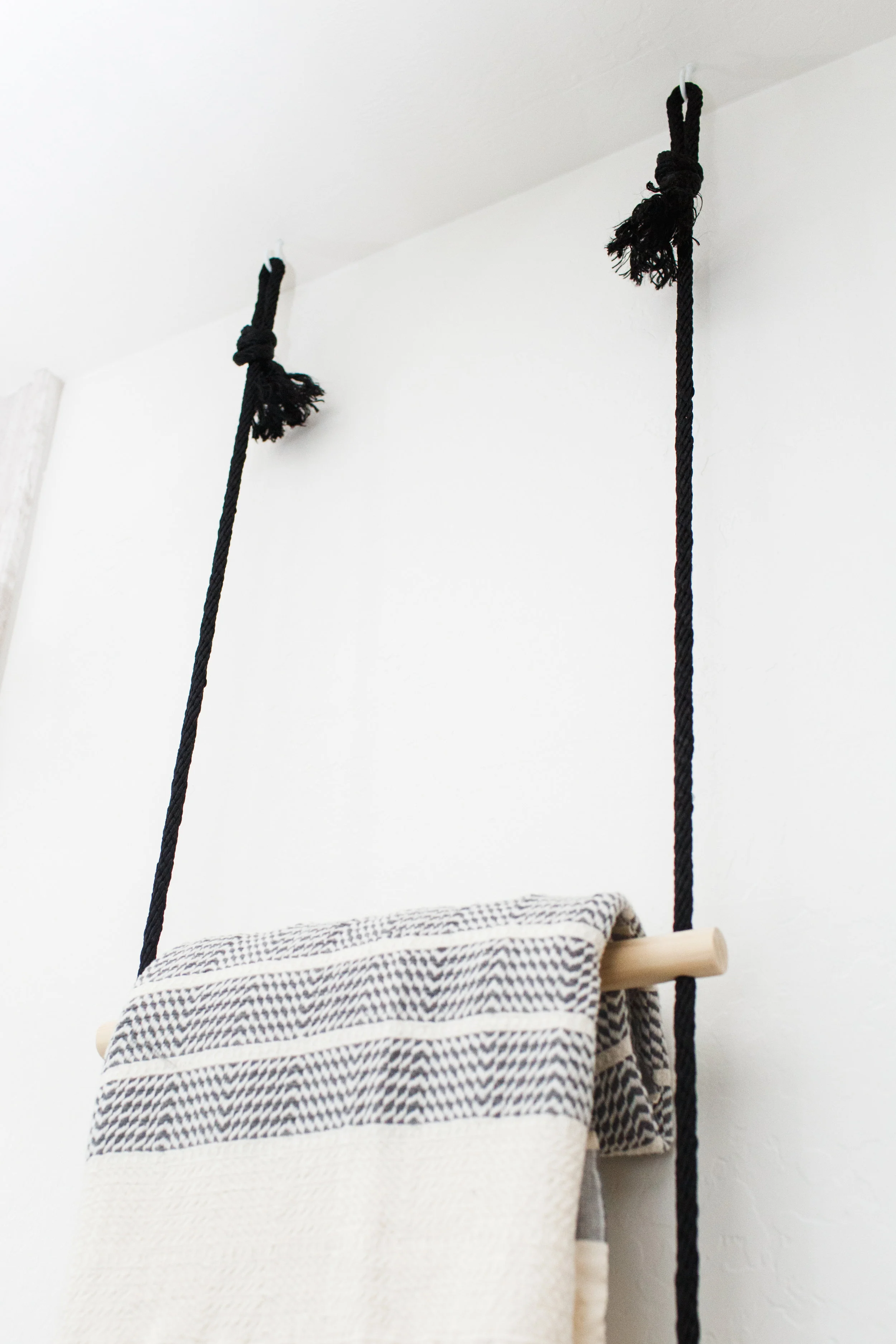 DIY Hanging Ladder — AVE Styles