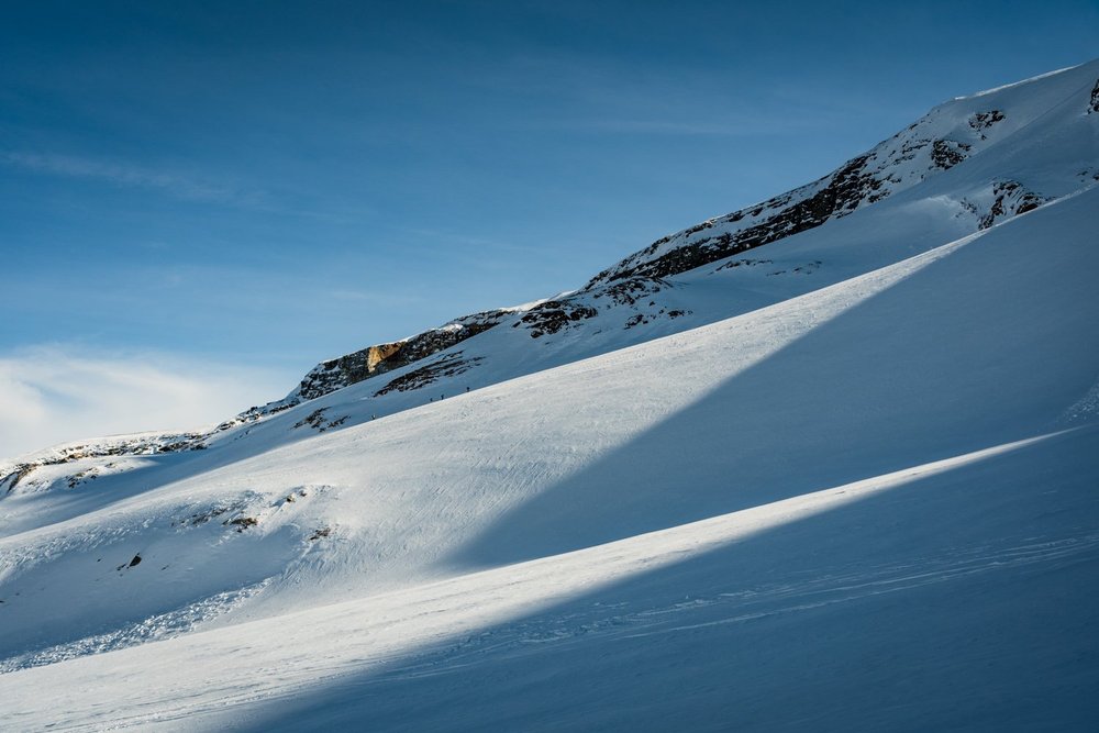 Katee Pederson - Splitboarding at the Asulkan Hut with the ACC
