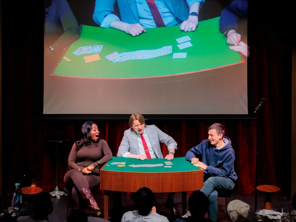 The Shows | Tickets | Date Night | Chicago Magic Lounge | Magic Show