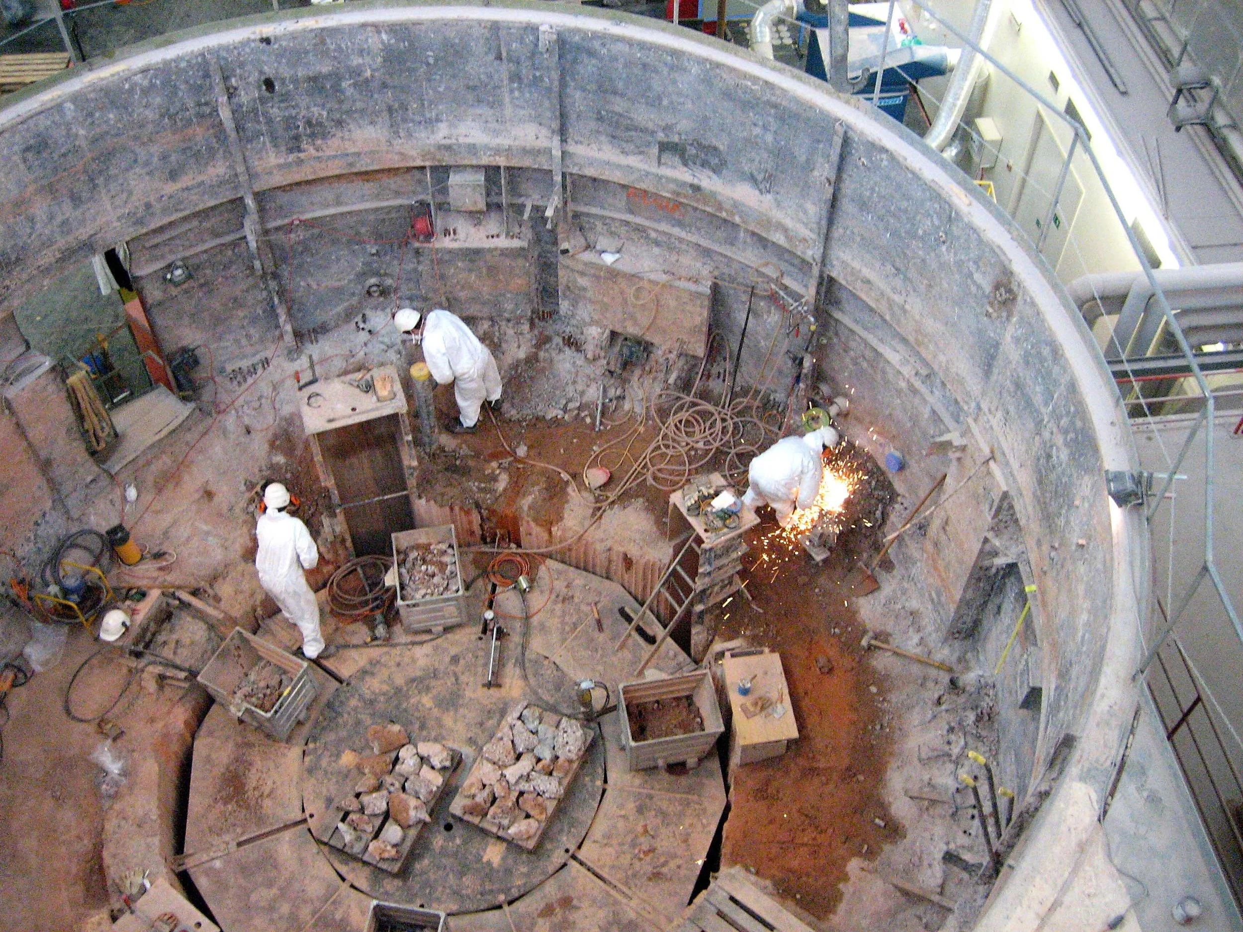 Decommissioning and Rubbilization - Nuclear Power Info