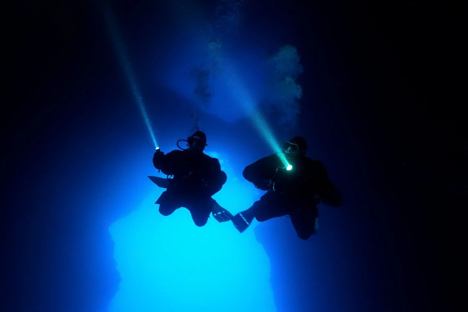 PADI Night Diver Specialty Course — Rowand's Reef Scuba Shop