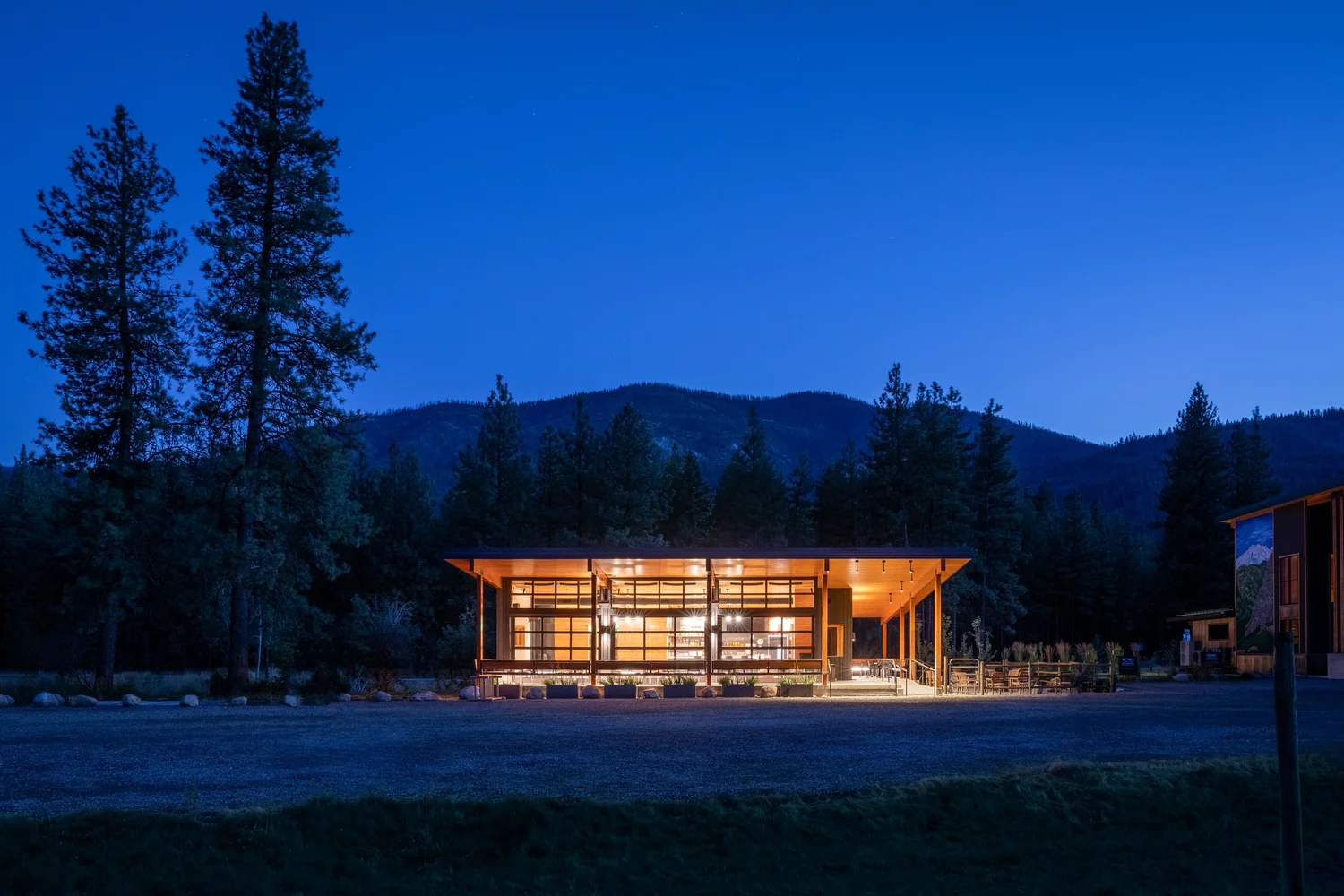 Mazama Public House, Methow Valley — CAST architecture - Seattle ...