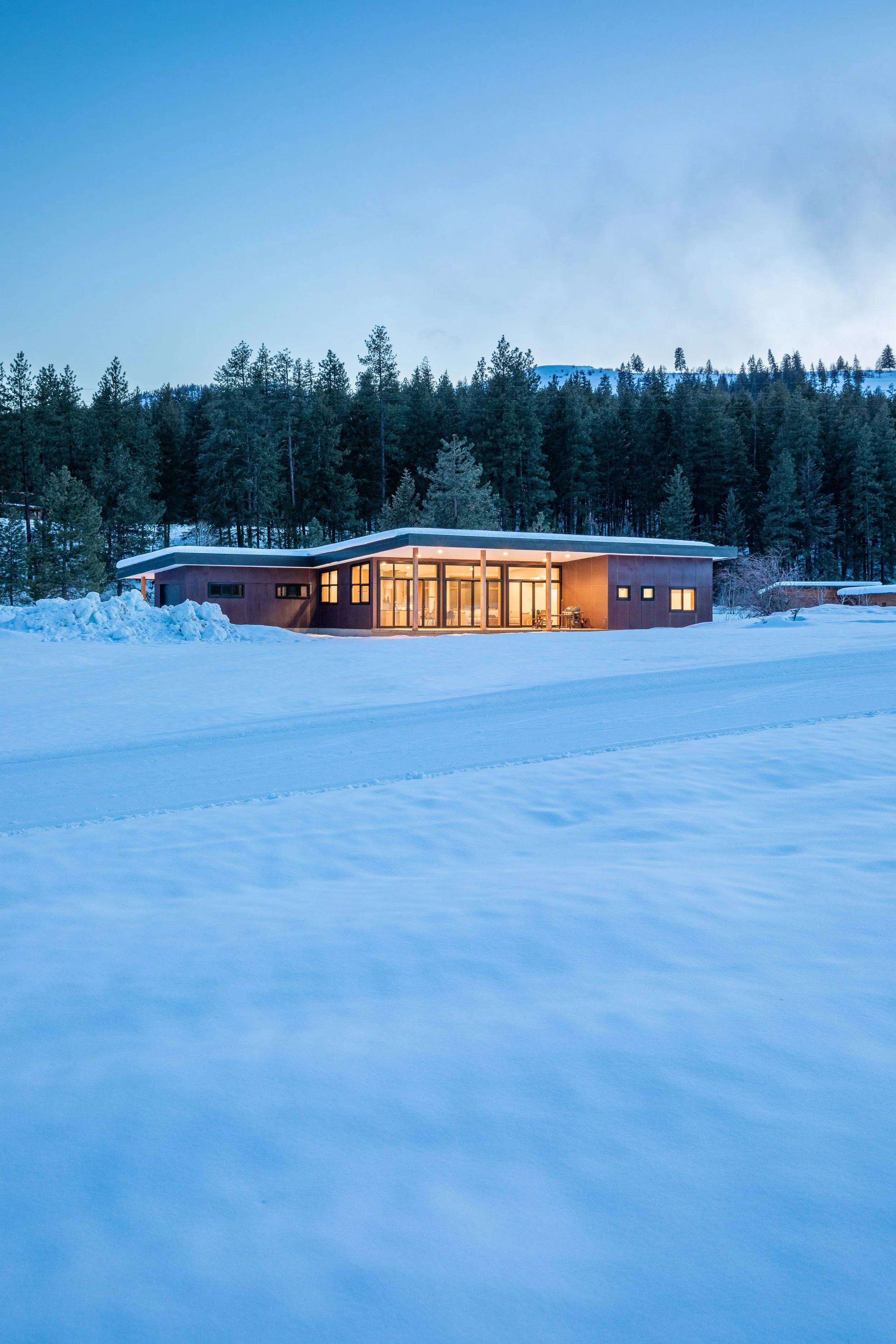 Wolf Creek Retreat - CABIN METHOW VALLEY, WASHINGTON — CAST ...