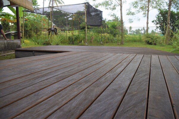 A Comprehensive Guide to Choosing the Perfect Decking for Your Outdoor ...