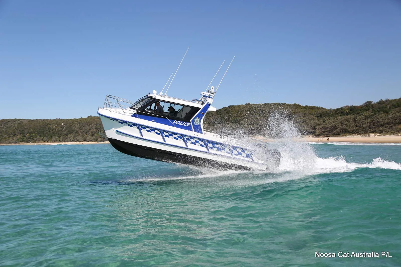 3000 — Noosa Cat Australia