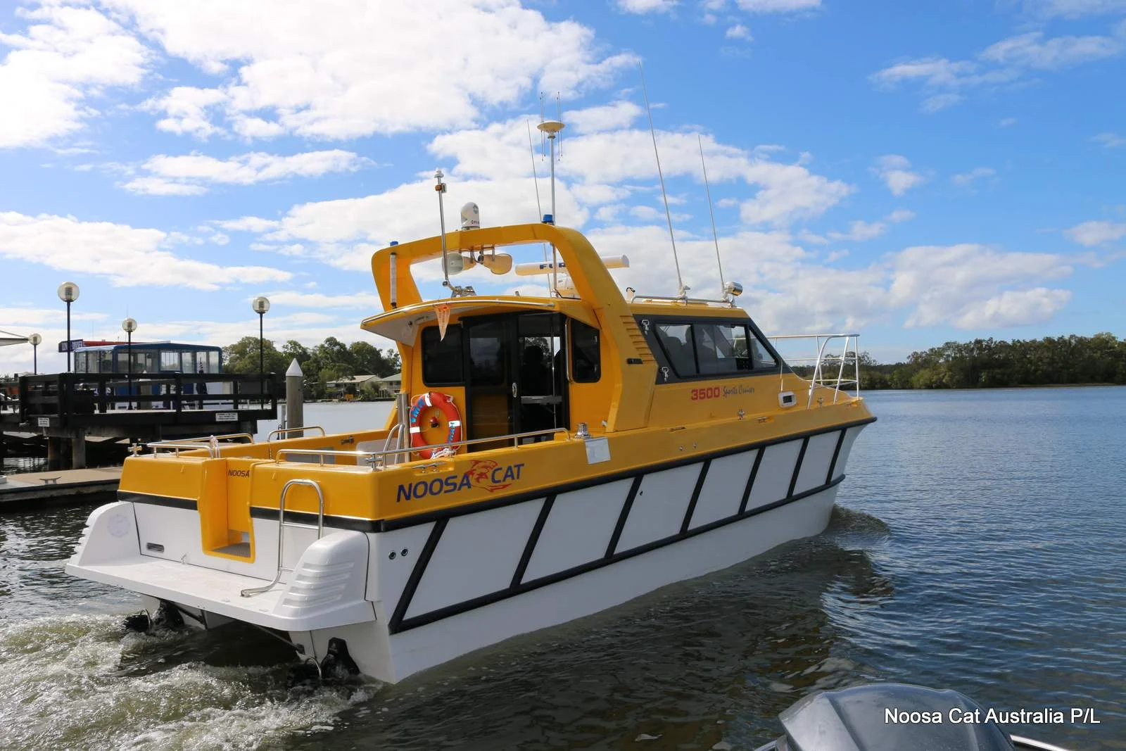 3500 — Noosa Cat Australia