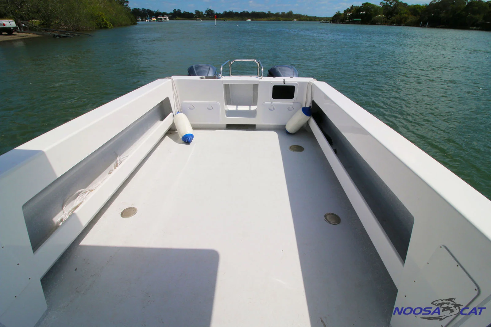 3000 — Noosa Cat Australia