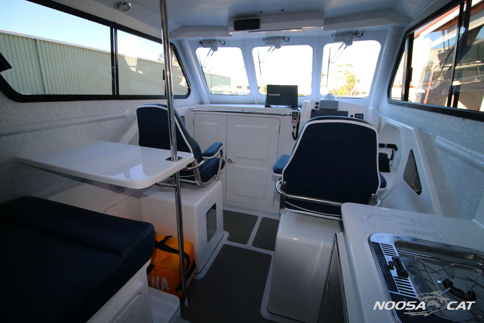 3000 — Noosa Cat Australia