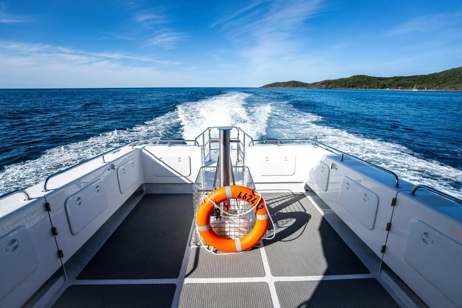 4100 — Noosa Cat Australia