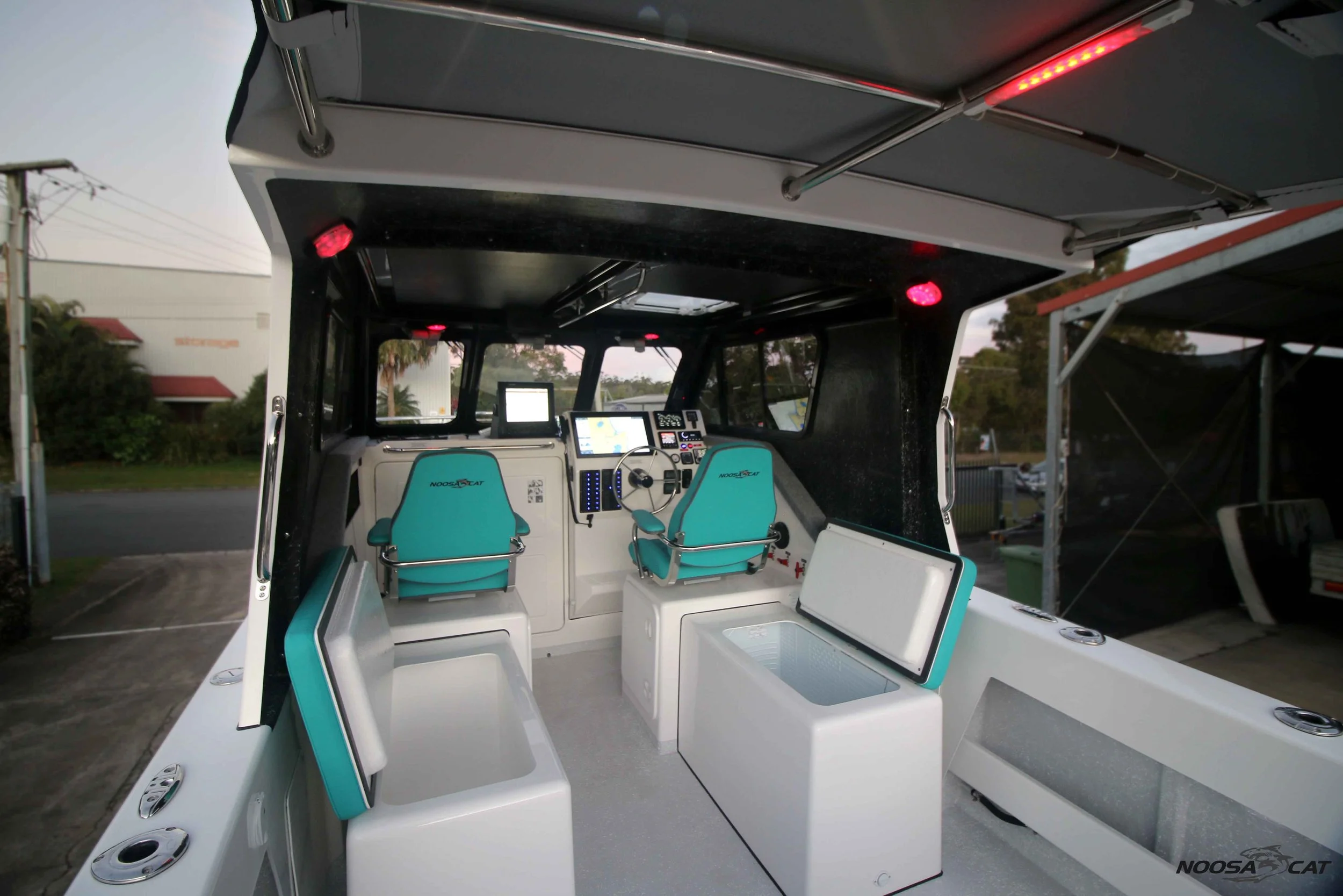 3000 — Noosa Cat Australia