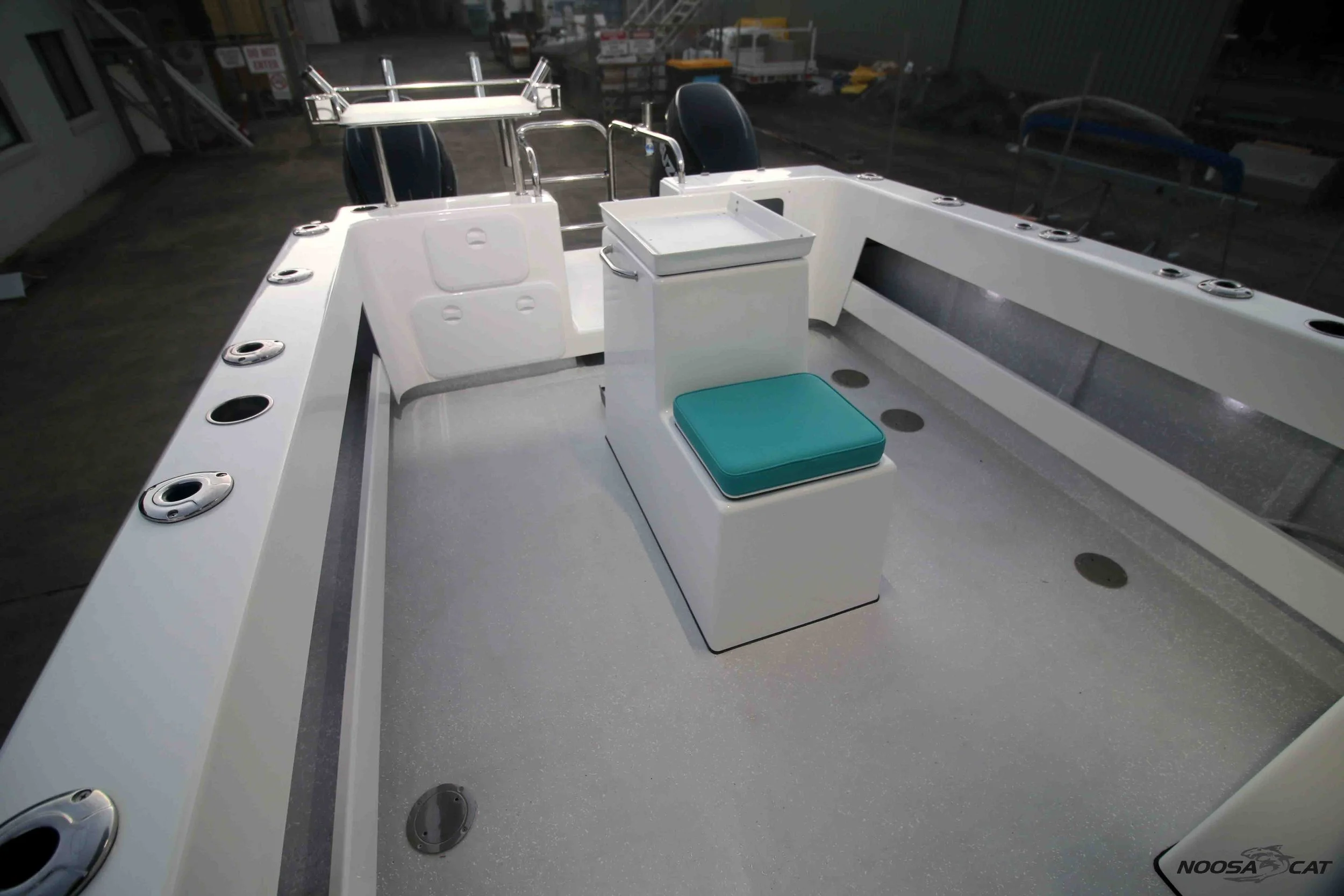 3000 — Noosa Cat Australia