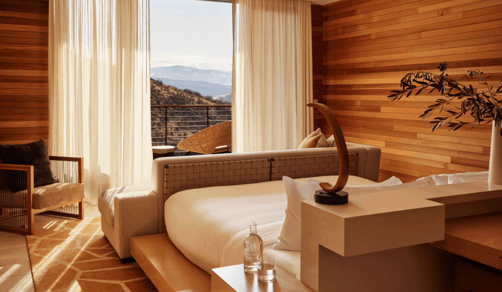 Unforgettable Autumn Escapes: Experience Breathtaking Fall Foliage with ...