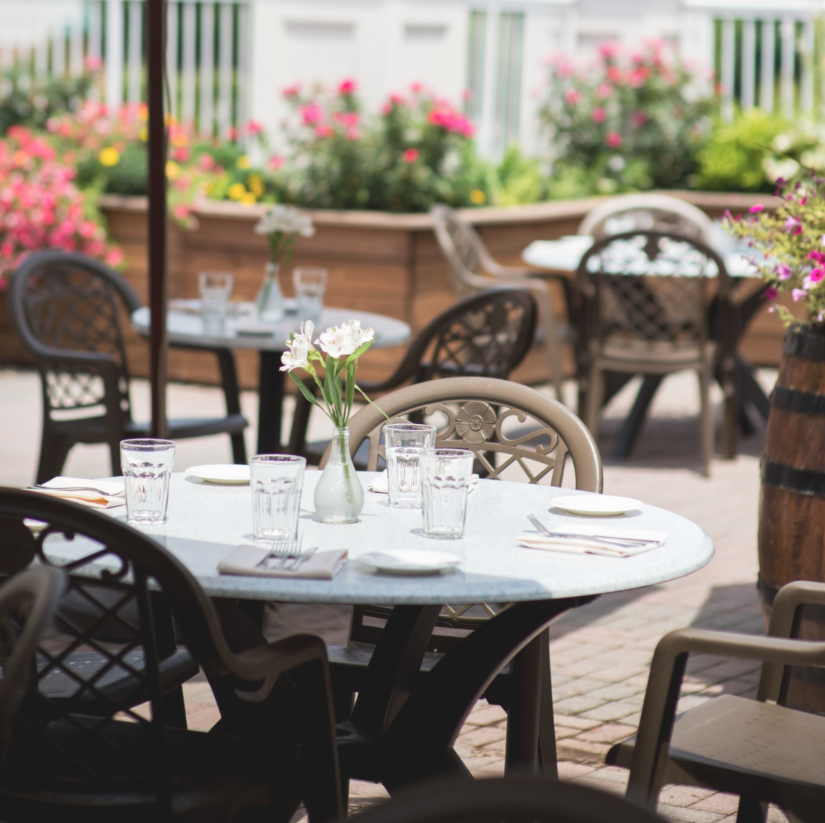 PRALINE BISTRO