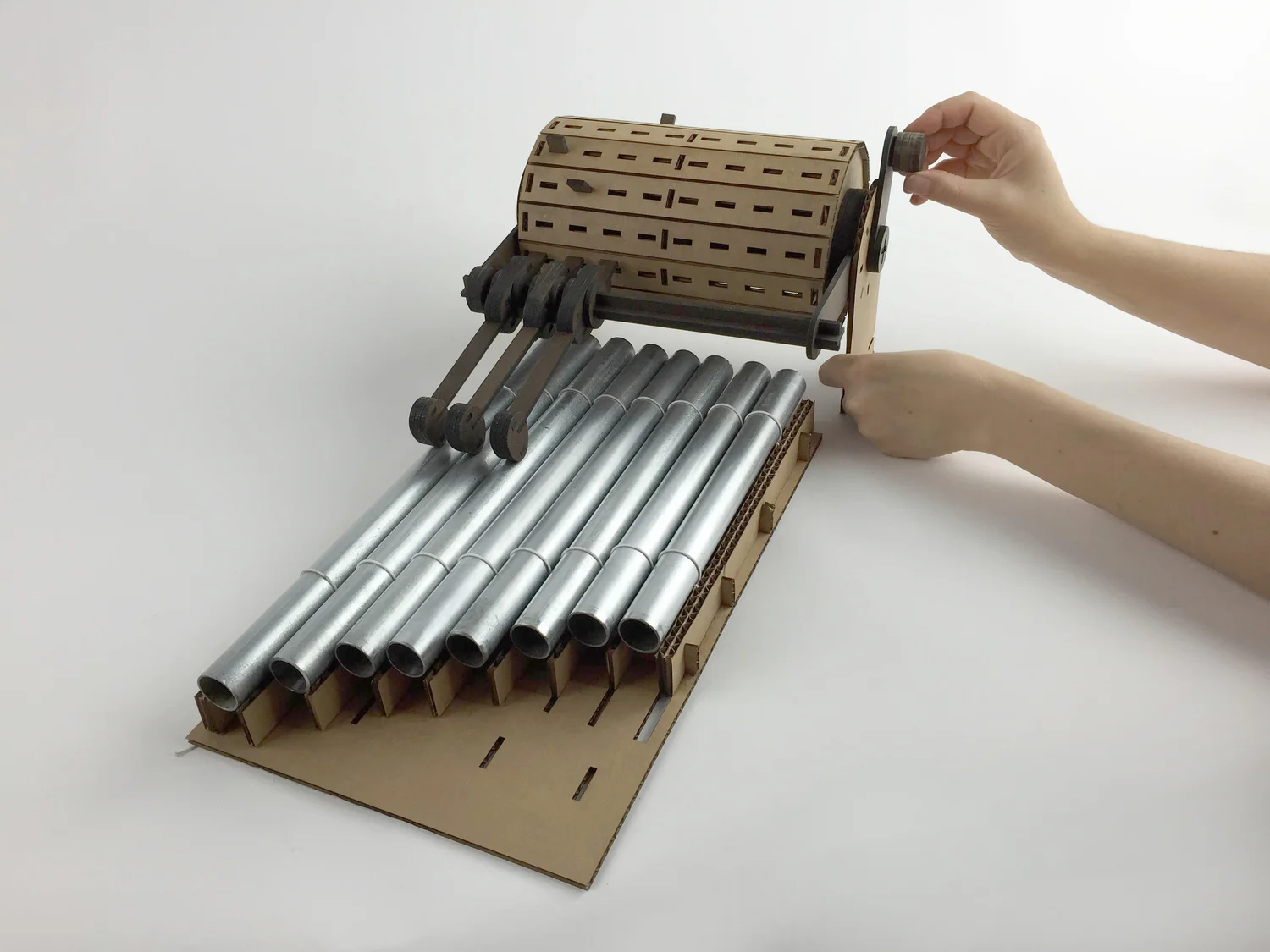 BANU MUSA MUSIC BOX - Aisha Jandosova — Curious Sound Objects