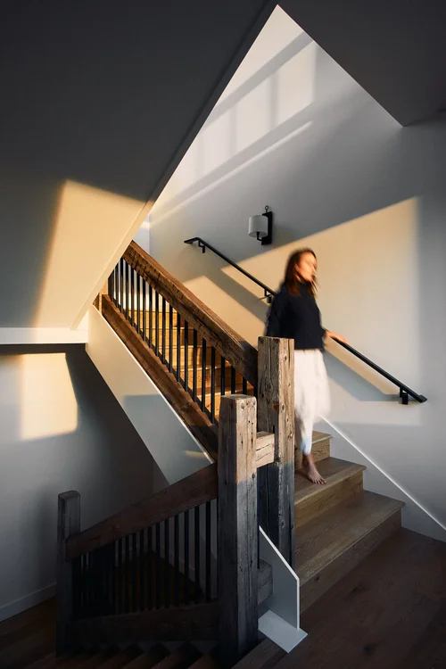 Justin March is a luxury interior and architectural photographer based ...