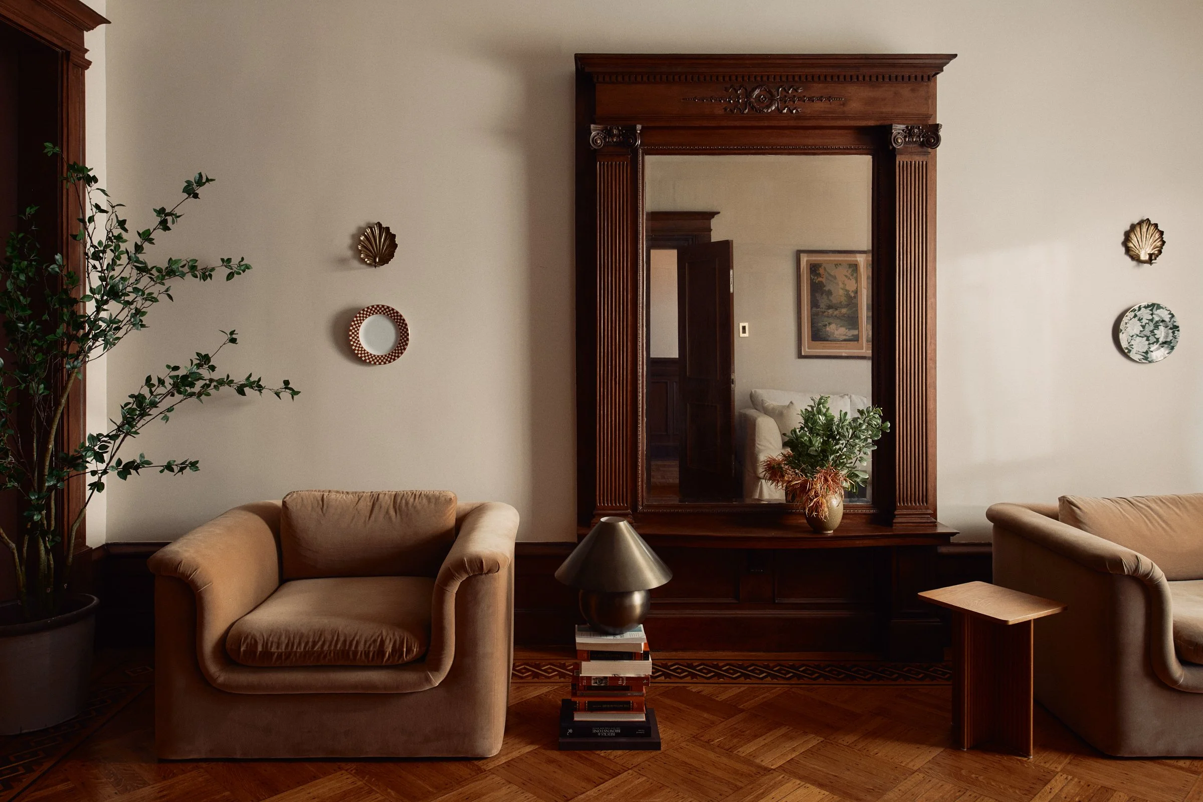 Justin March is a luxury interior and architectural photographer based ...