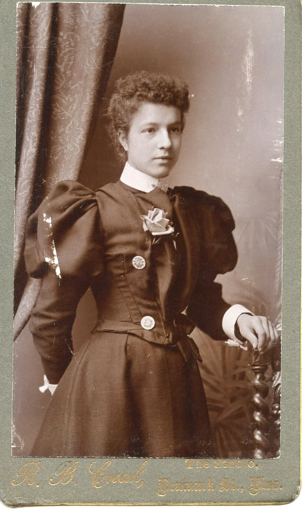 Cabinet Cards UK — Sharing The Past