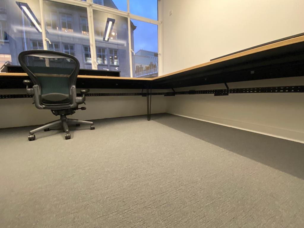 Perimeter Benching — Nott Office