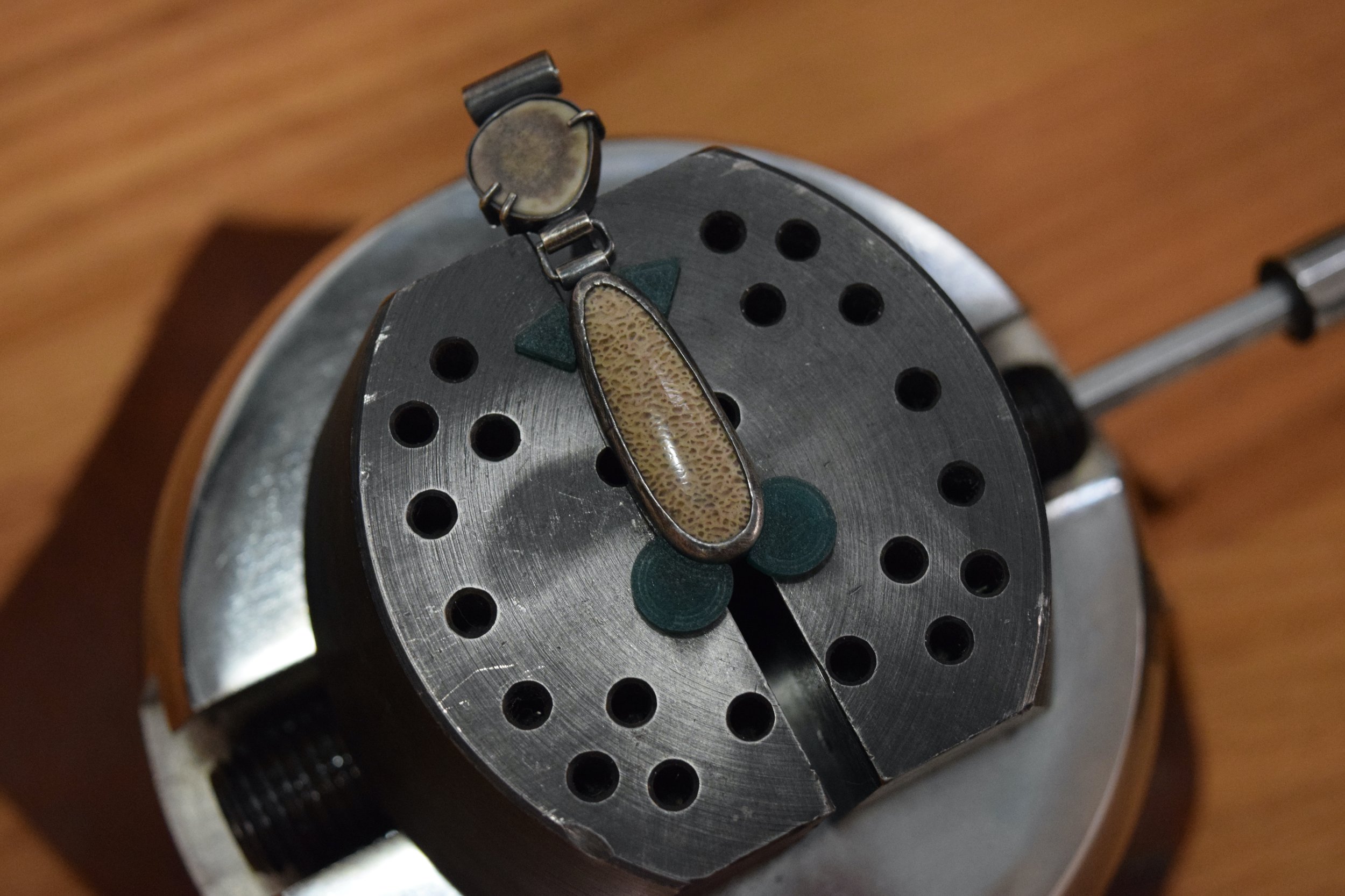 Triangle Holding Pins for Ball Vises — Lithic Design