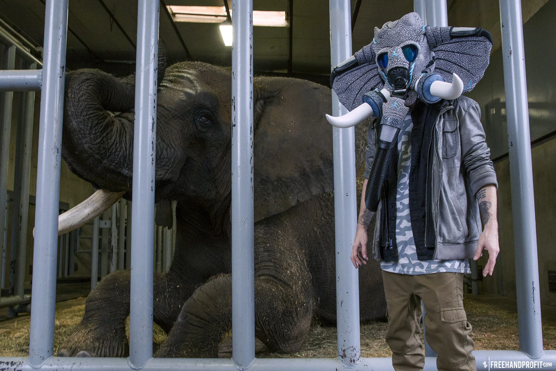 No.100: 3Lab5 Elephant Gas Mask — FREEHAND PROFIT