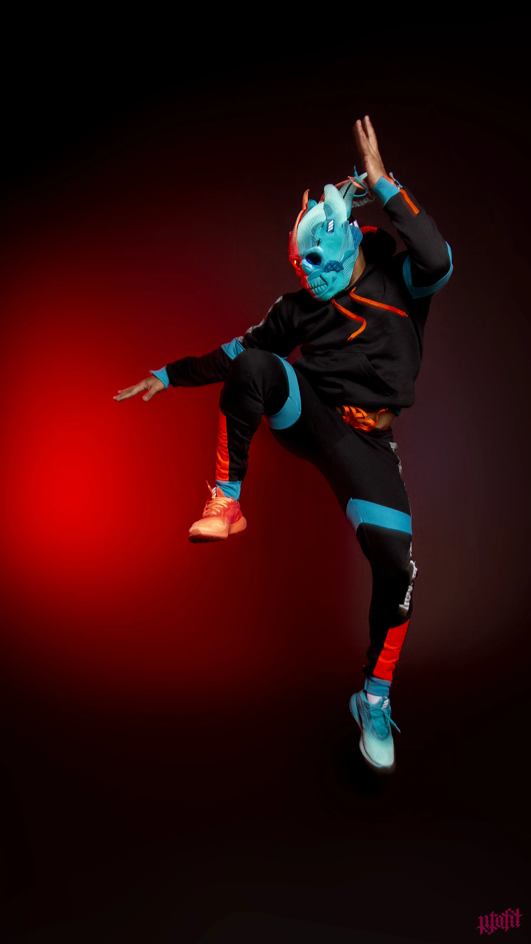 No.193: adidas Alpha Bounce Mask — FREEHAND PROFIT