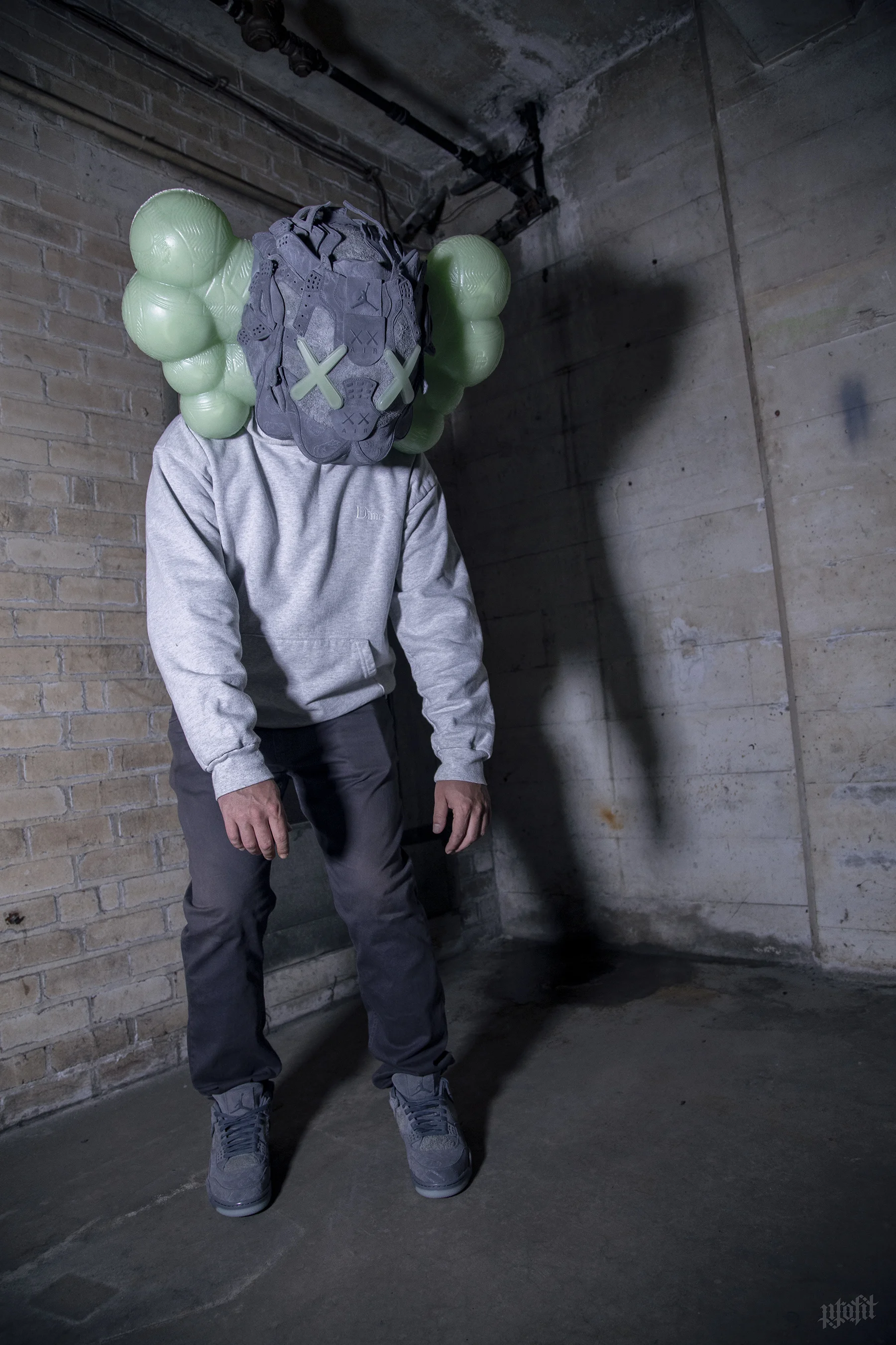 No.195: KAWS IV Companion Helmet — FREEHAND PROFIT