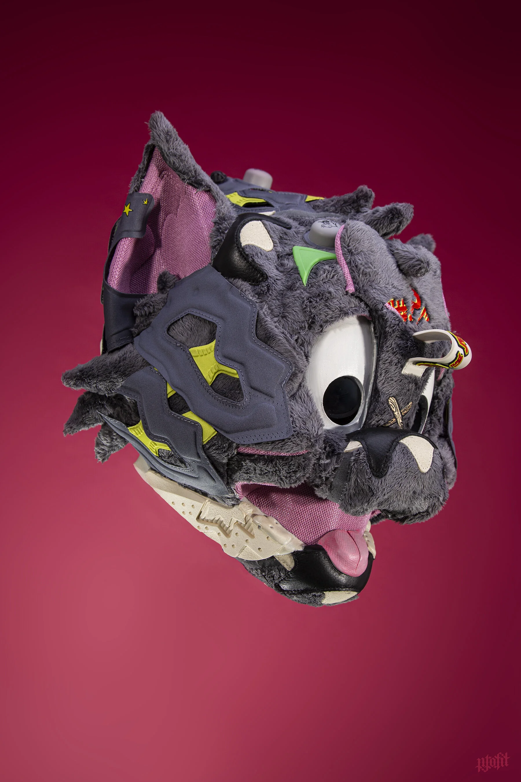 No.211: Reebok Instapump Fury Tom Cat Mask — FREEHAND PROFIT