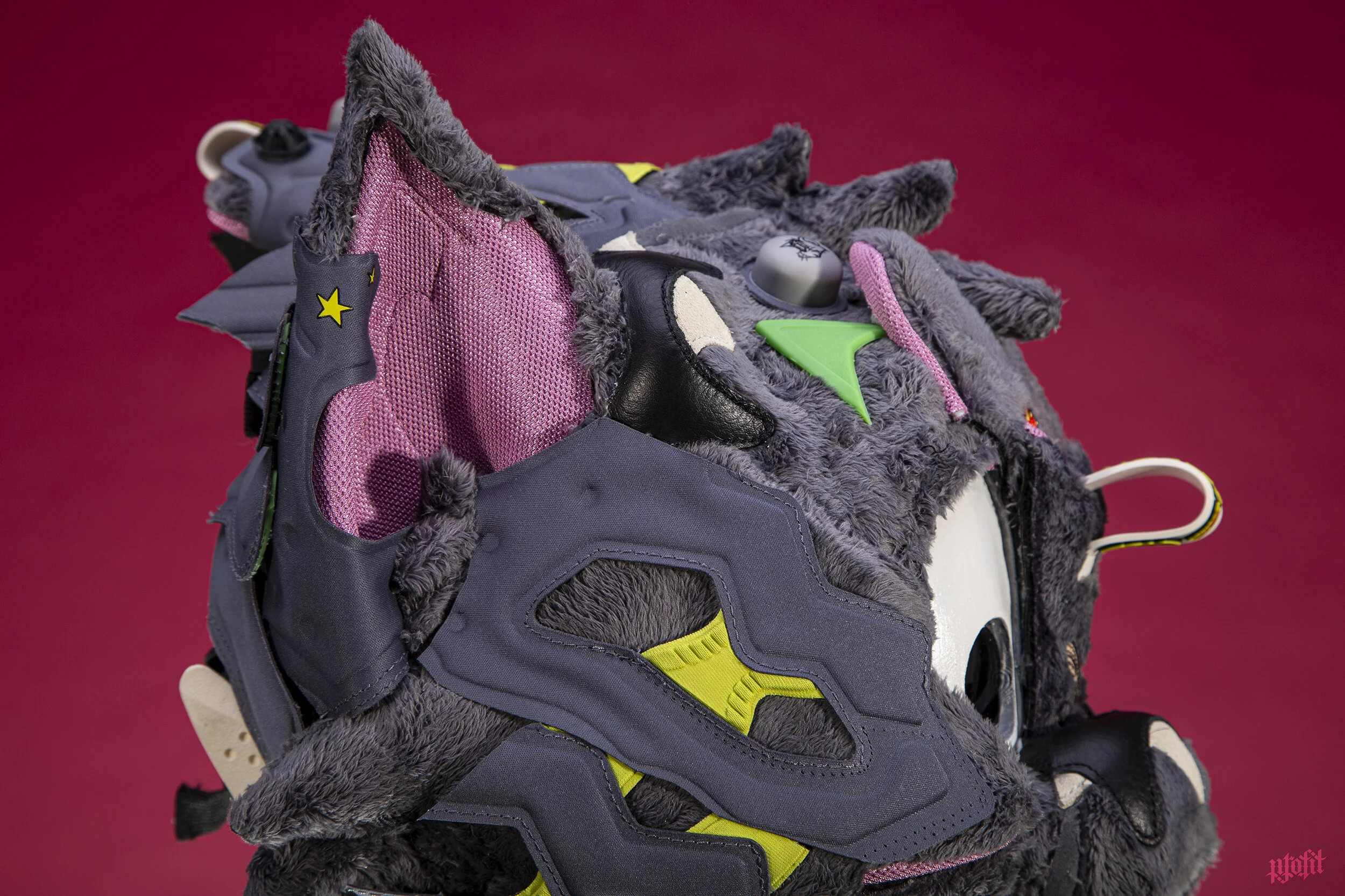 No.211: Reebok Instapump Fury Tom Cat Mask — FREEHAND PROFIT