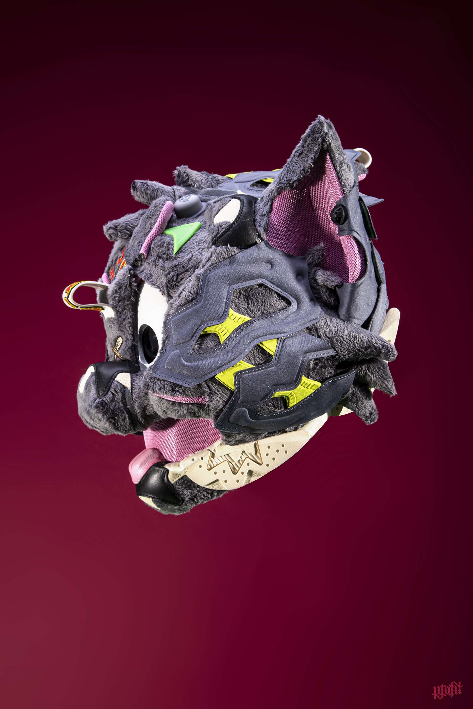 No.211: Reebok Instapump Fury Tom Cat Mask — FREEHAND PROFIT
