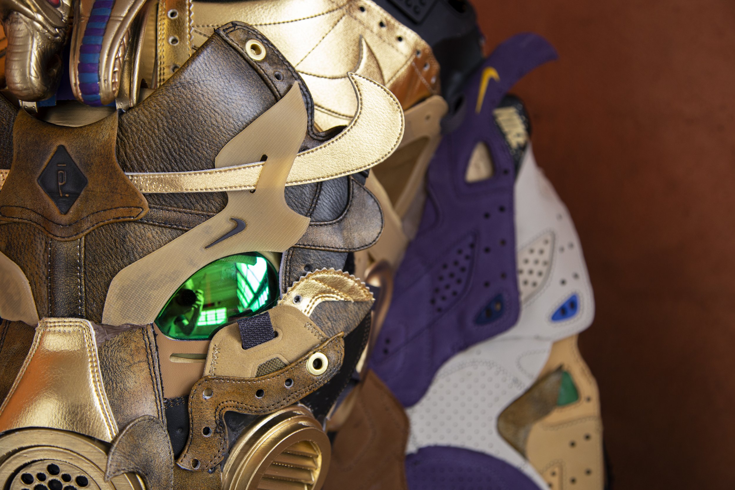 No.219: Nike King Tut Gas Mask — FREEHAND PROFIT