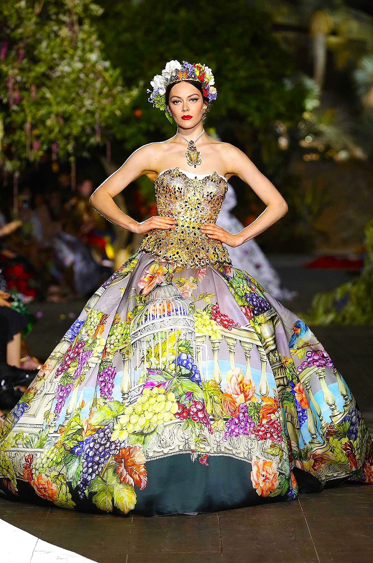Dolce & Gabbana’s Midsummer Night’s Dream: Alta Moda Autumn/Winter 2015 ...