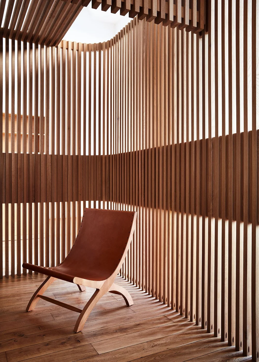 Butaque Lounge Chair — LUTECA