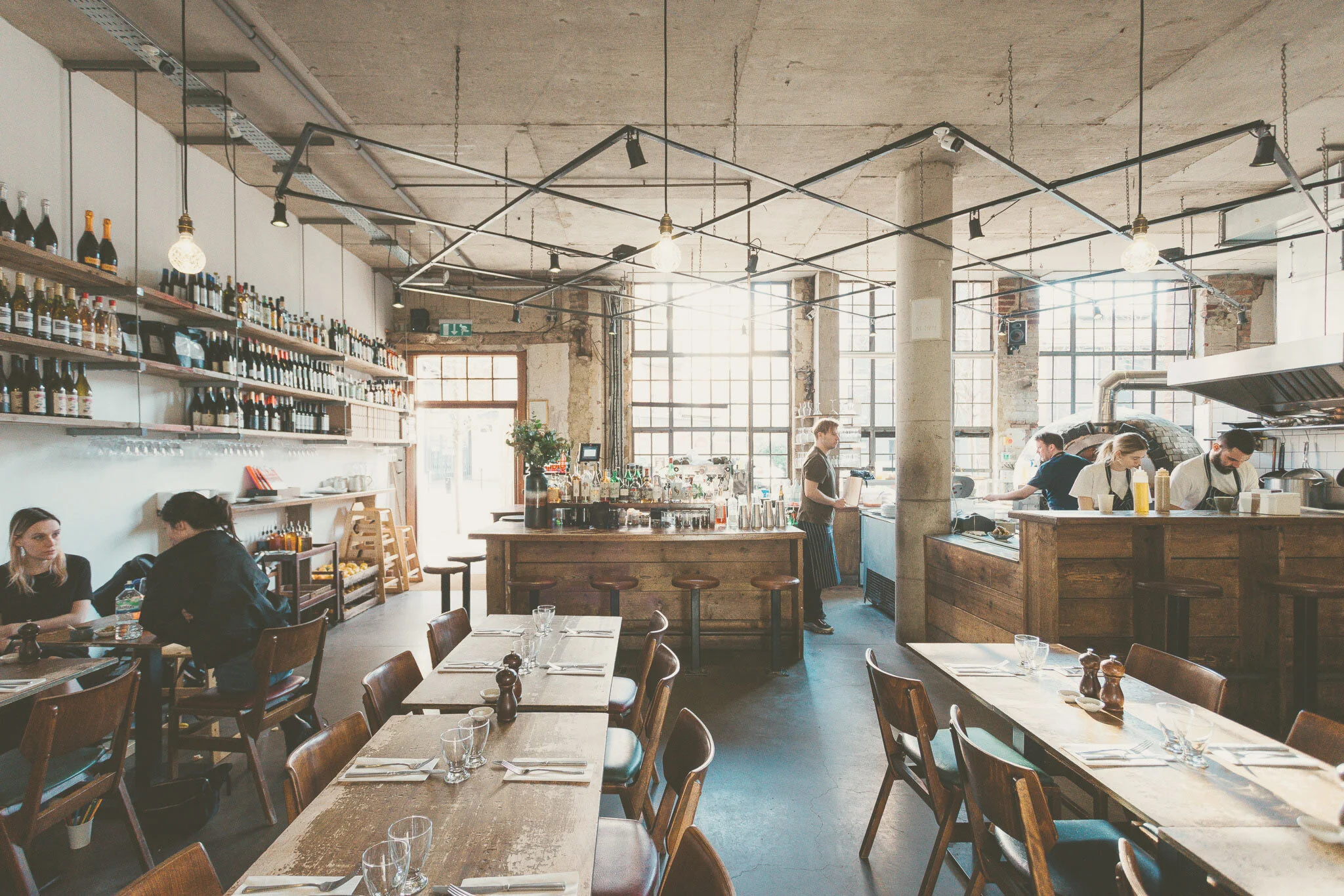 LARDO - Pasta, Pizza, Antipasti, Natural Wines | 020 8985 2683