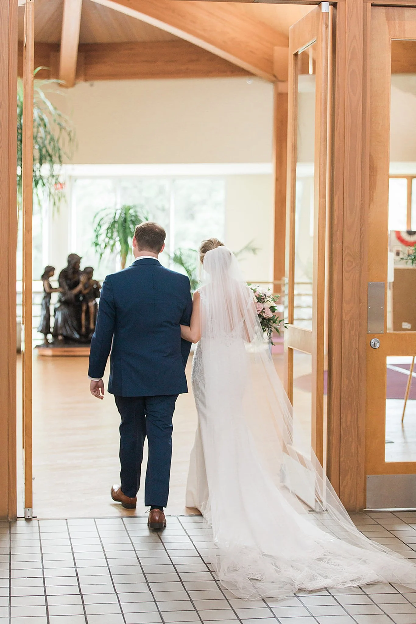 Cress Creek Country Club Wedding in Naperville, Illinois | Fran ...