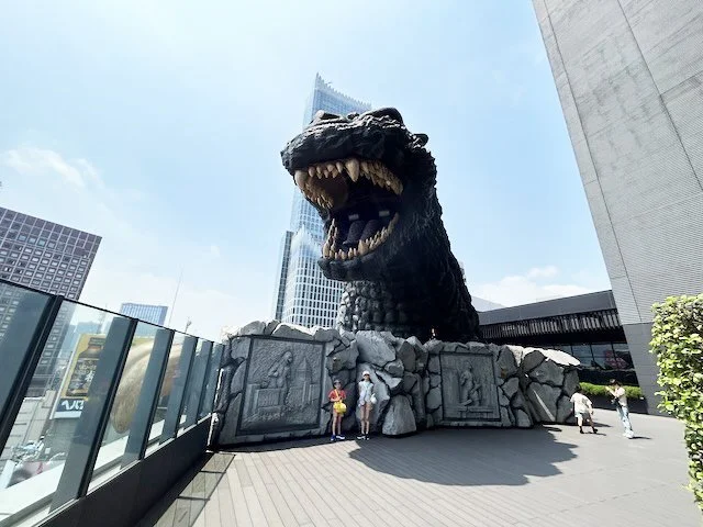 Godzilla Head at Hotel Gracery in Shinjuku, Tokyo - Review - Busy City ...