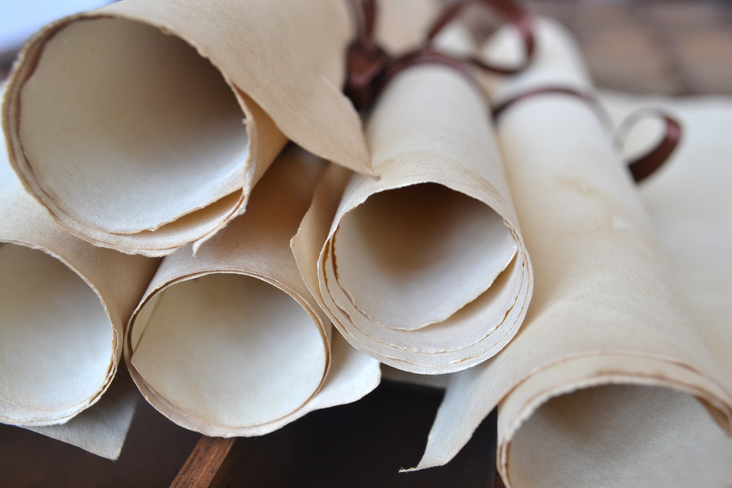 How to realistically age paper — VectoriaDesigns