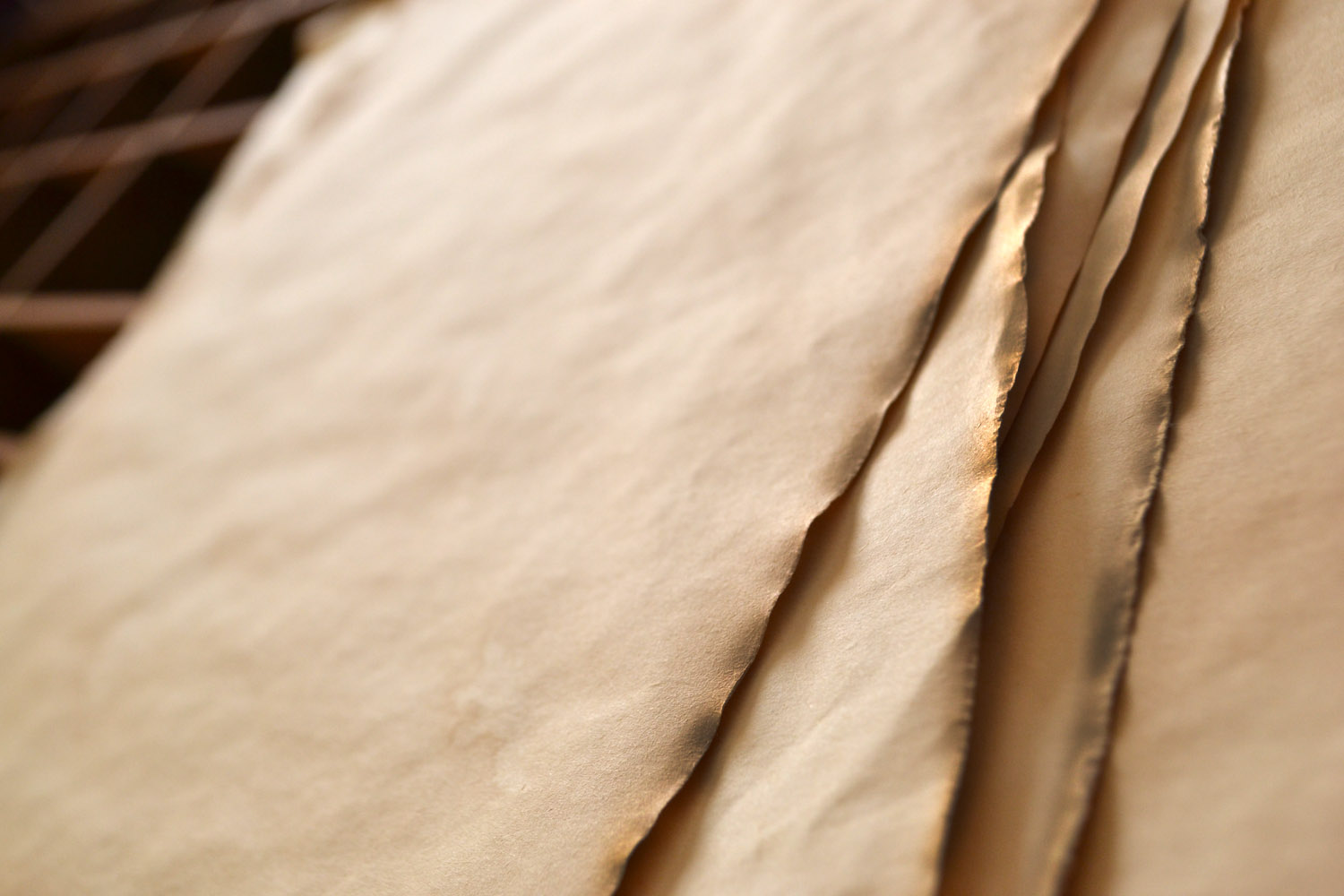 How to realistically age paper — VectoriaDesigns