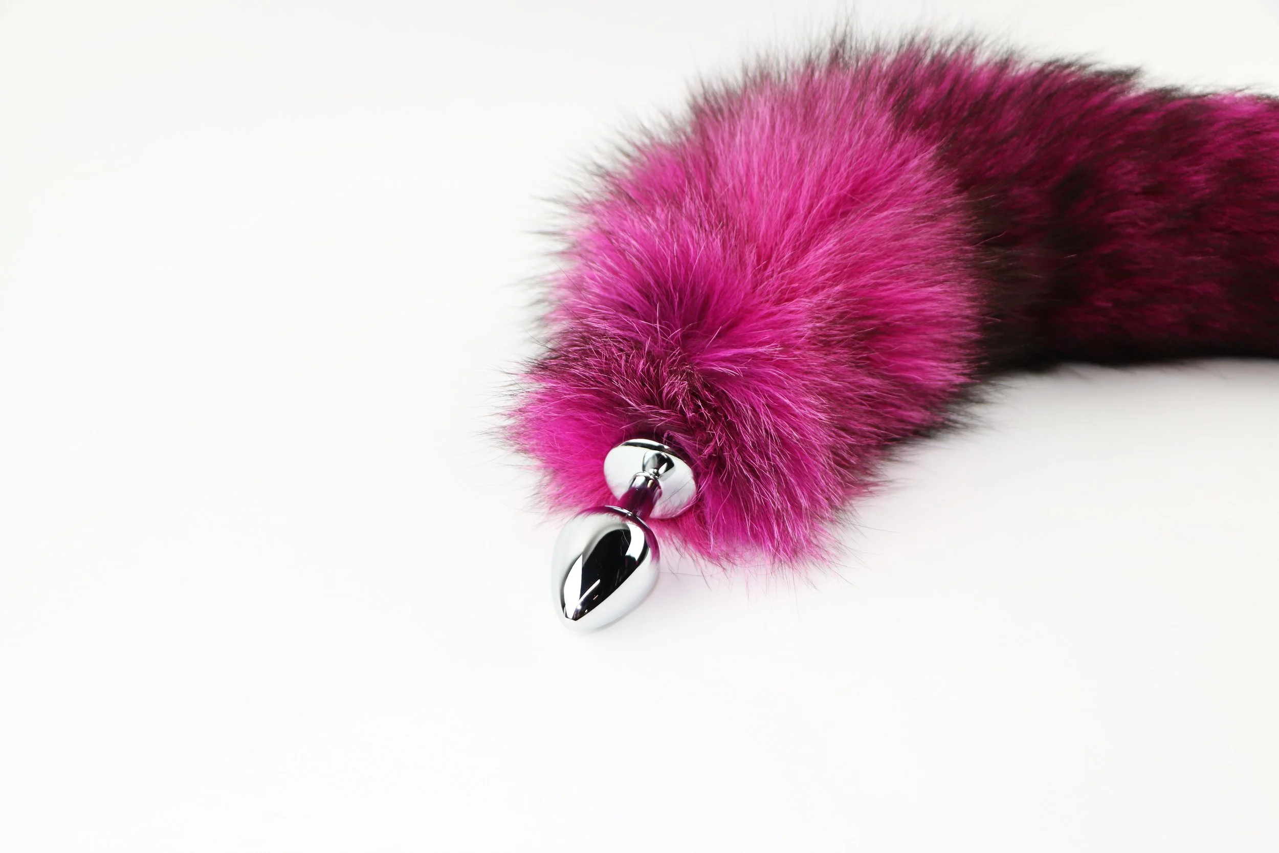 14" - 17" Indigo Fox Tail Dyed Hot Pink — Touch of Fur