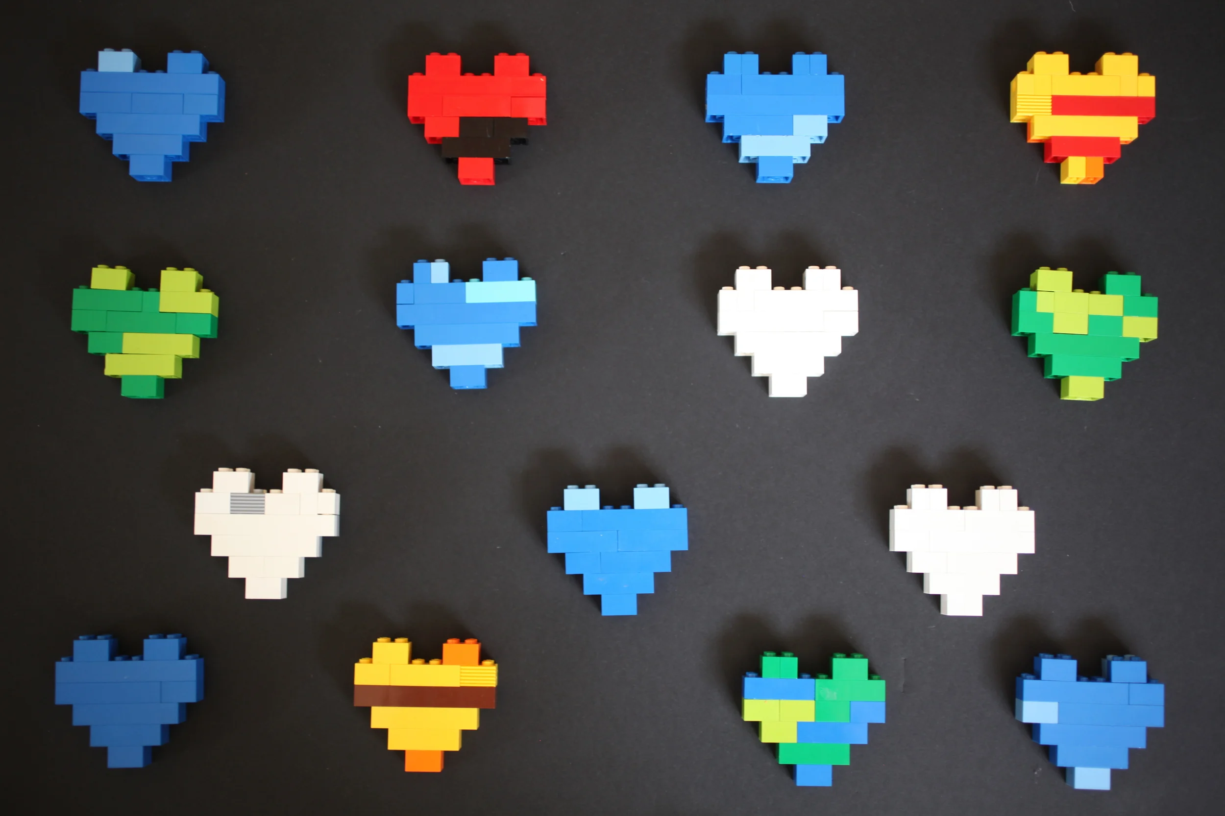 Mini Makes With Lego Duplo : Hearts — taking a moment in time