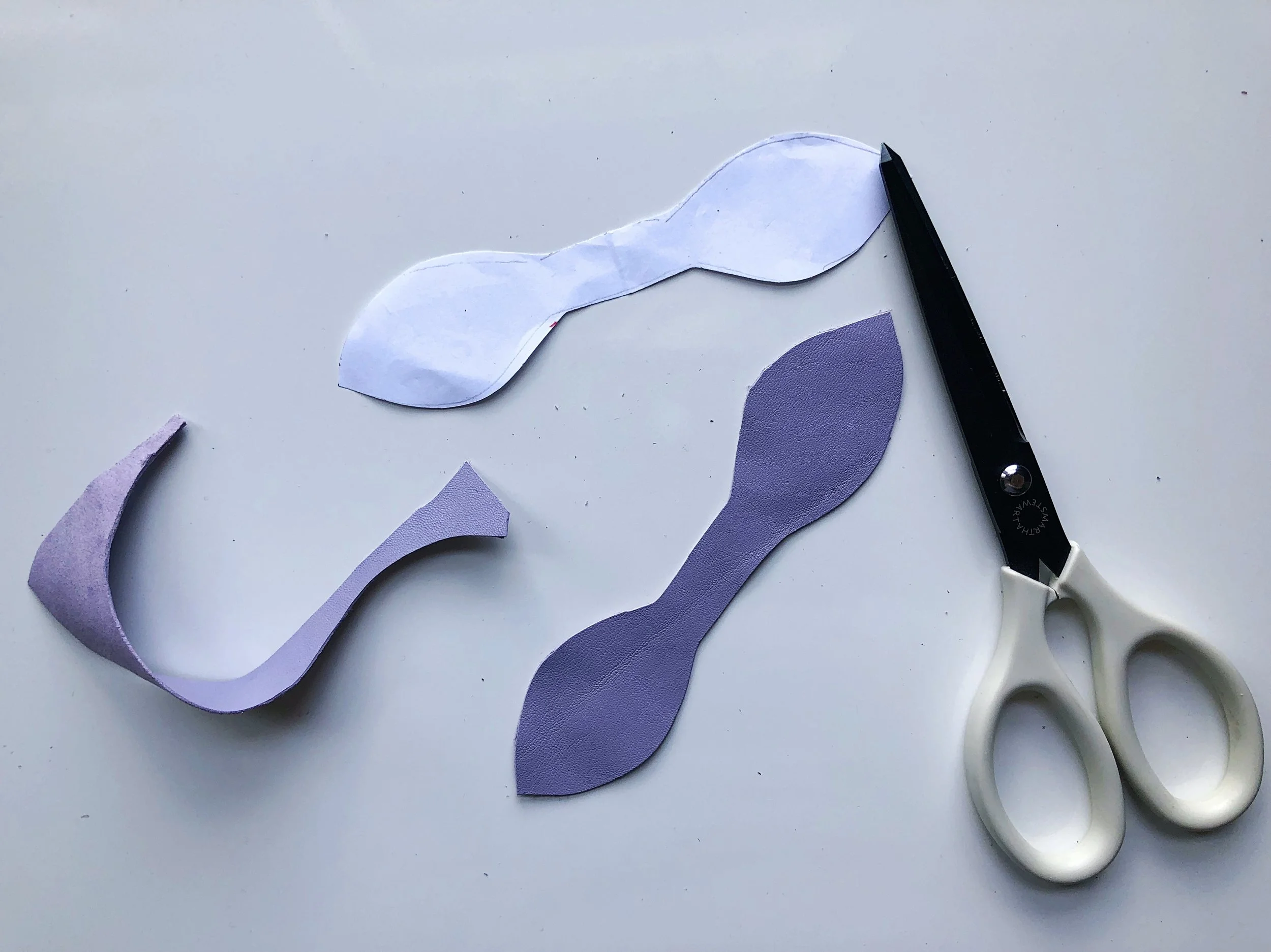 Leather Hair Tie Tutorial free PDF pattern, no sew fashion, 5 minute ...