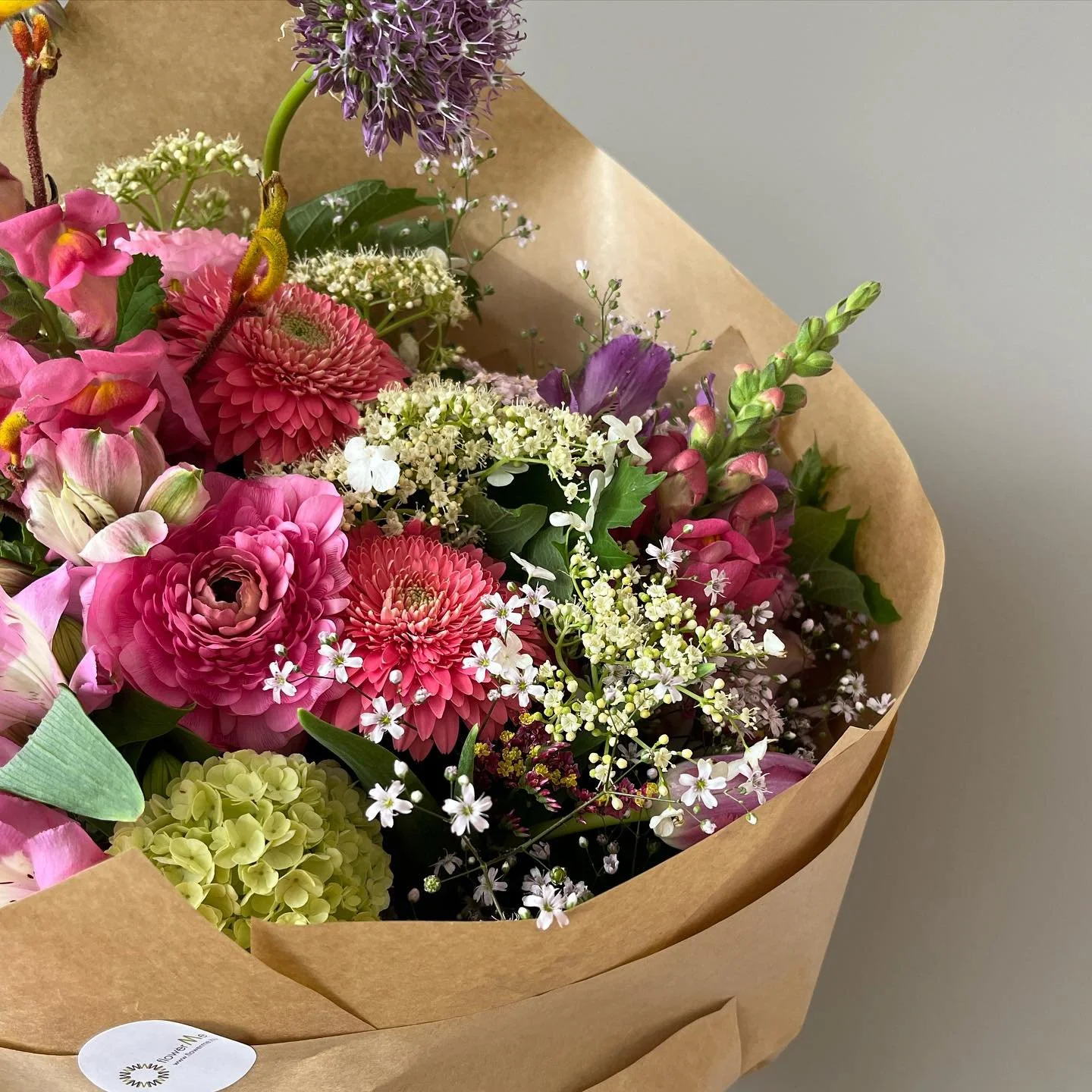 Send bouquets — flowerMe
