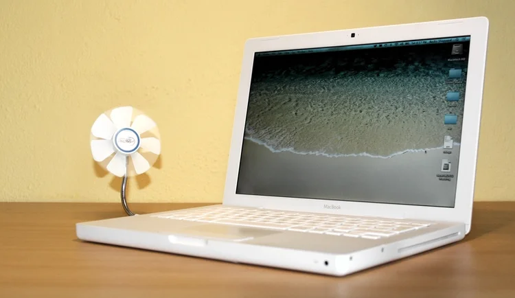 Arctic Breeze Mobile USB Fan Review - Slinky Studio