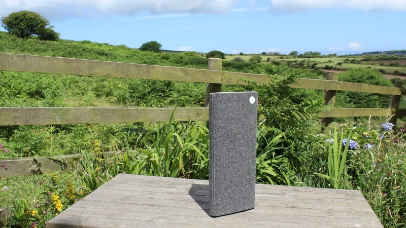 Libratone Live Speaker Review - Slinky Studio