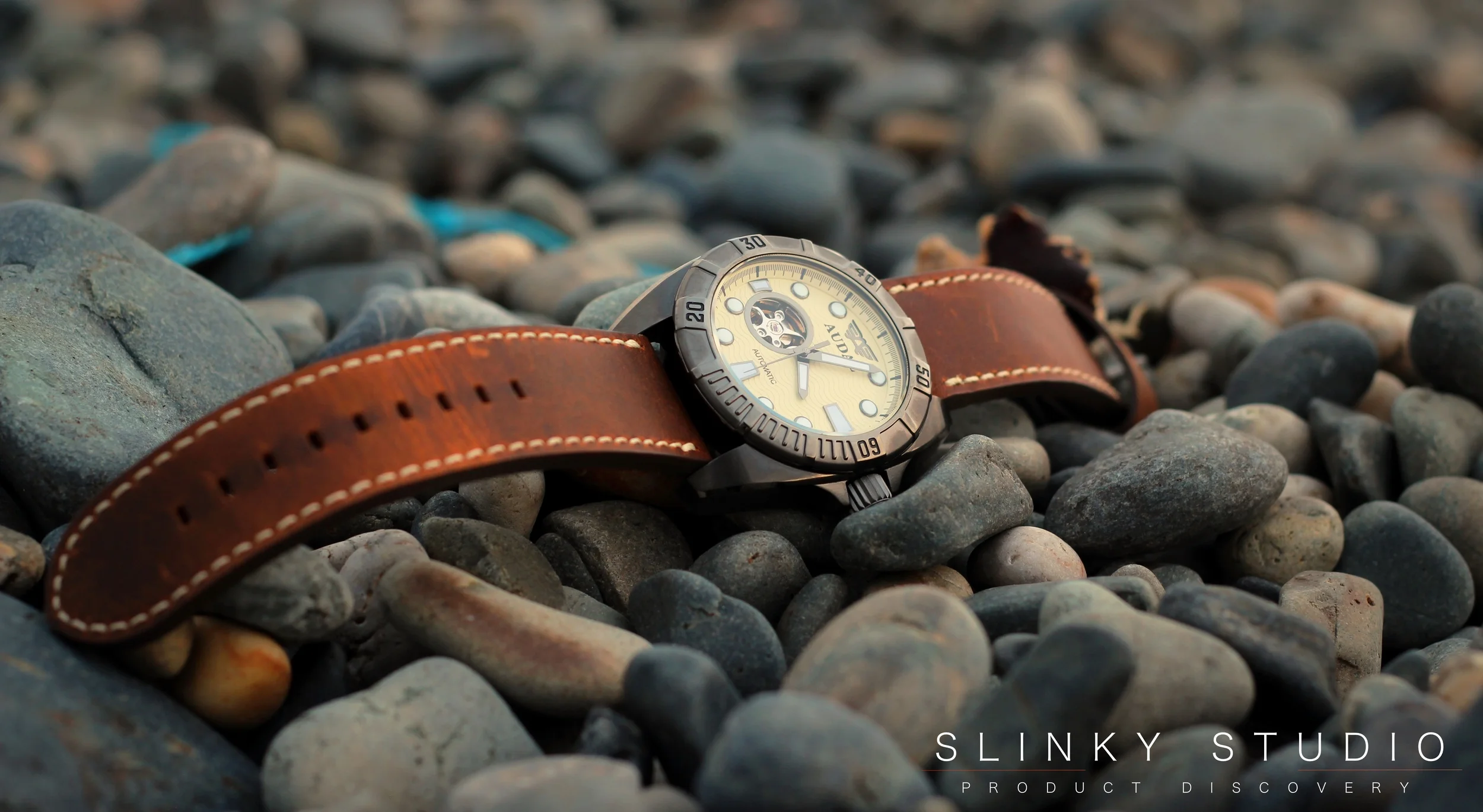 Audaz Gallant Watch Review - Slinky Studio