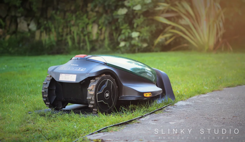Robomow RC304 Robot Lawnmower Review: Feature-Rich, Useful Automation ...